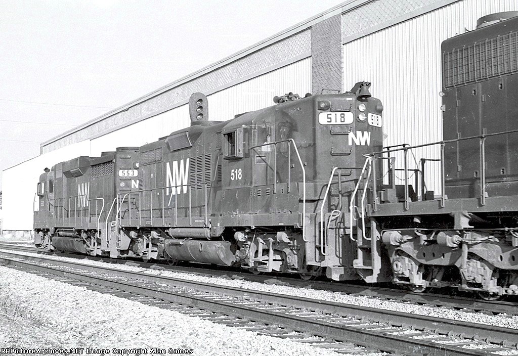 N&W GP-9 518